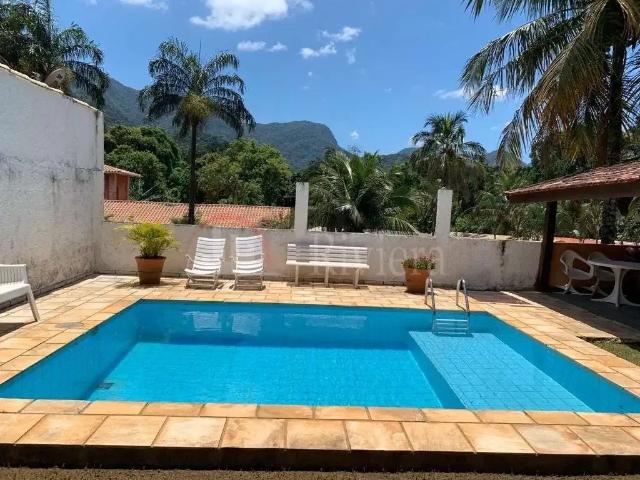Casa / Sobrado para Venda em São Sebastião/SP Maresias 4 Quartos