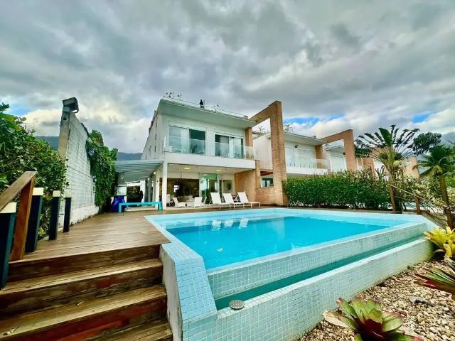 Casa / Sobrado para Venda em São Sebastião/SP Maresias 5 Quartos
