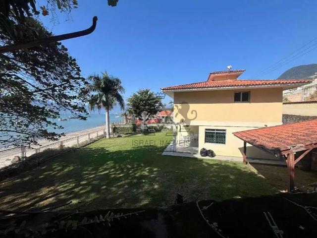 Casa / Sobrado para Venda em São Sebastião/SP São Francisco da Praia 4 Quartos
