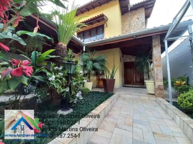 Casa / Sobrado para Venda em São Sebastião/SP São Francisco da Praia 5 Quartos