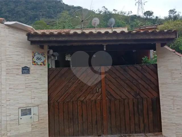 Casa / Sobrado para Venda em São Sebastião/SP São Francisco da Praia 2 Quartos