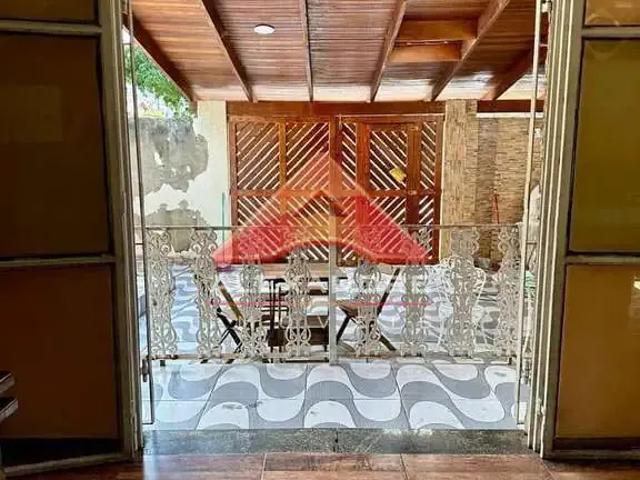 Casa / Sobrado para Venda em São Sebastião/SP São Francisco da Praia 3 Quartos