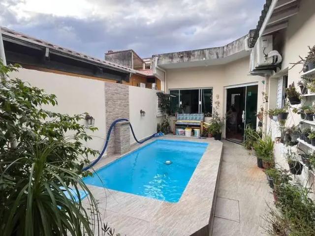 Casa / Sobrado para Venda em São Sebastião/SP Pontal da Cruz 3 Quartos