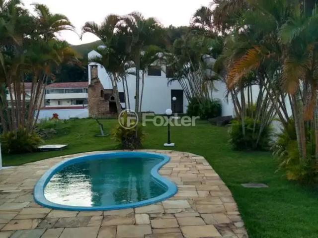 Casa / Sobrado para Venda em São Sebastião/SP Porto Grande 4 Quartos