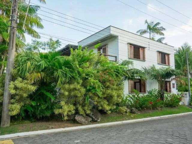 Casa / Sobrado para Venda em São Sebastião/SP Paúba 4 Quartos