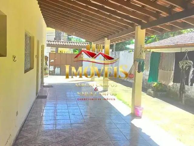 Casa / Sobrado para Venda em São Sebastião/SP Praia da Enseada 3 Quartos