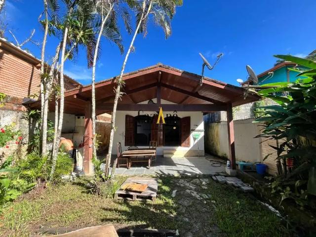 Casa / Sobrado para Venda em São Sebastião/SP Praia de Camburí 3 Quartos