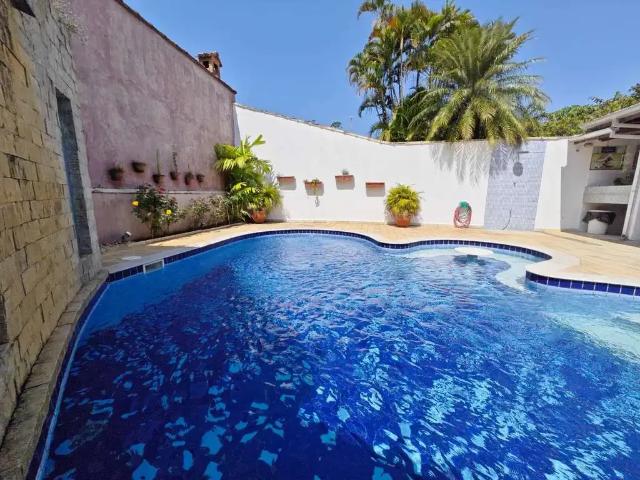 Casa / Sobrado para Venda em São Sebastião/SP Praia de Barequeçaba 3 Quartos