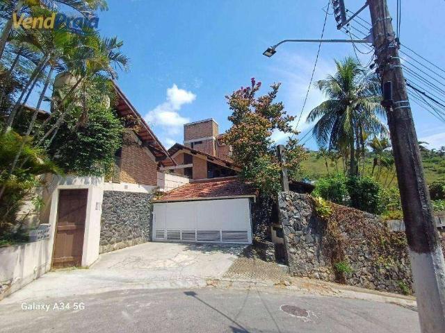 Casa / Sobrado para Venda em São Sebastião/SP Praia Deserta 3 Quartos