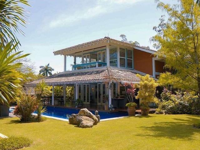 Casa / Sobrado para Venda em São Sebastião/SP Toque Toque Pequeno 5 Quartos