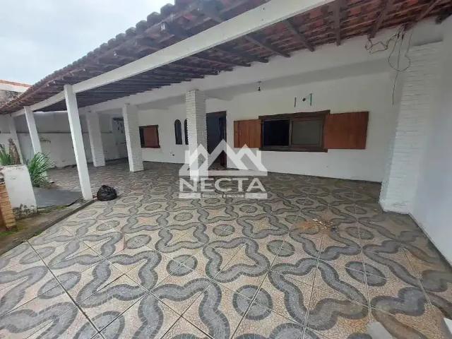 Casa / Sobrado para Venda em São Sebastião/SP Varadouro 3 Quartos