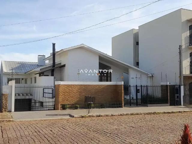 Casa / Sobrado para Venda em São Sepé/RS Centro 4 Quartos