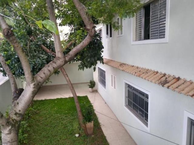 Sobrado Com 3 dormitórios, 1 suíte, 4 banheiros, 2 vagas Cobertas Quintal Na Vila Carmosina Itaquera