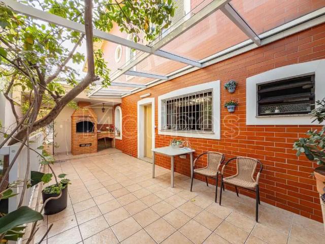 Casa / Sobrado para Venda em São Paulo/SP Tatuapé 4 Quartos