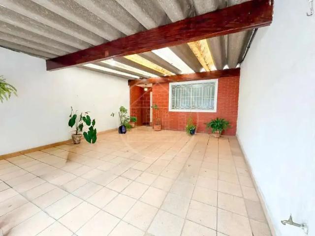 Casa / Sobrado para Venda em São Paulo/SP Terceira Divisão de Interlagos 3 Quartos