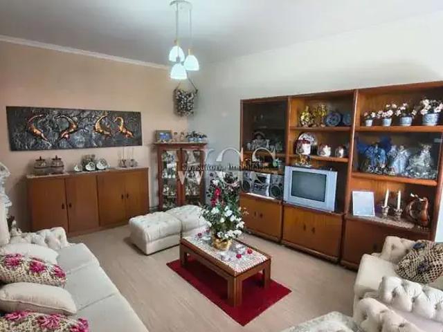 Casa / Sobrado para Venda em São Paulo/SP Terceira Divisão de Interlagos 4 Quartos