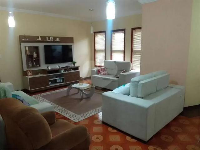 Casa / Sobrado para Venda em São Paulo/SP Tremembé 4 Quartos