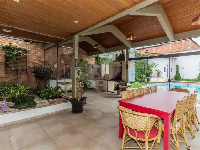 Casa / Sobrado para Venda em São Paulo/SP Tremembé 4 Quartos