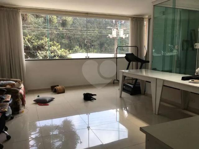 Casa / Sobrado para Venda em São Paulo/SP Tremembé 4 Quartos
