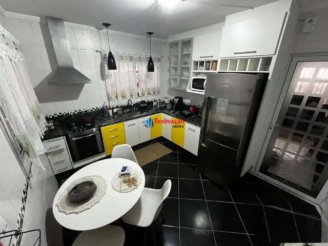 Casa / Sobrado para Venda em São Paulo/SP Tremembé 4 Quartos