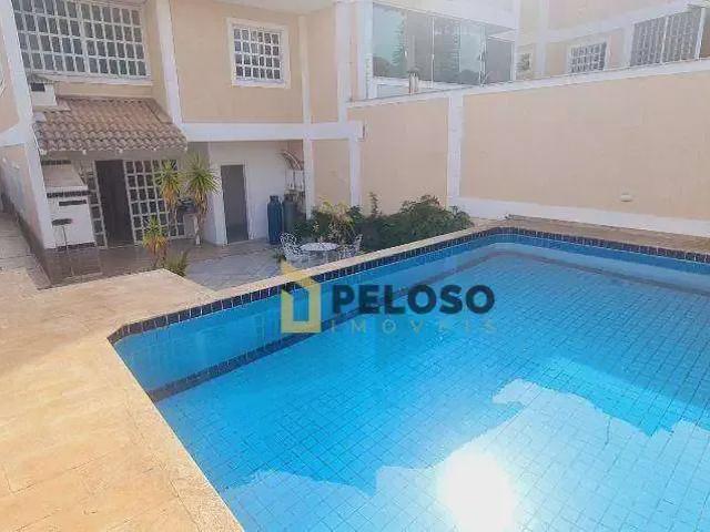 Casa / Sobrado para Venda em São Paulo/SP Tremembé 4 Quartos