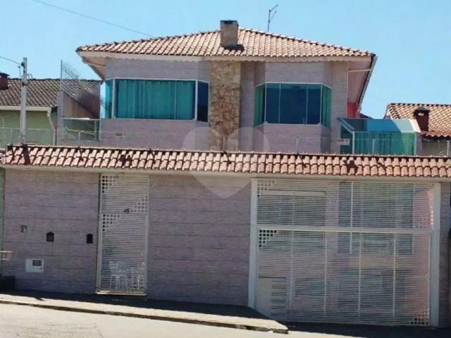 Casa / Sobrado para Venda em São Paulo/SP Tremembé 4 Quartos