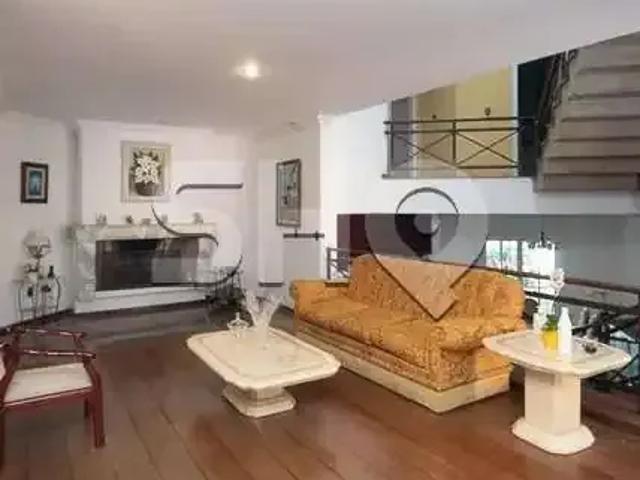 Casa / Sobrado para Venda em São Paulo/SP Tremembé 4 Quartos
