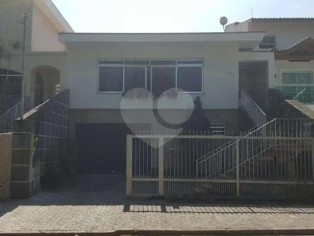 Casa / Sobrado para Venda em São Paulo/SP Tremembé 4 Quartos