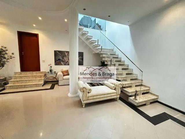 Casa / Sobrado para Venda em São Paulo/SP Tremembé 4 Quartos