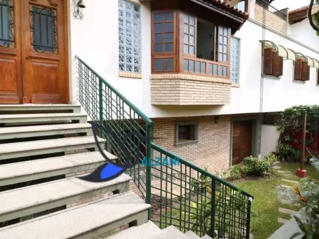 Casa / Sobrado para Venda em São Paulo/SP Tremembé 4 Quartos