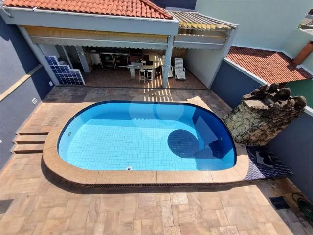 Casa / Sobrado para Venda em São Paulo/SP Tremembé 4 Quartos