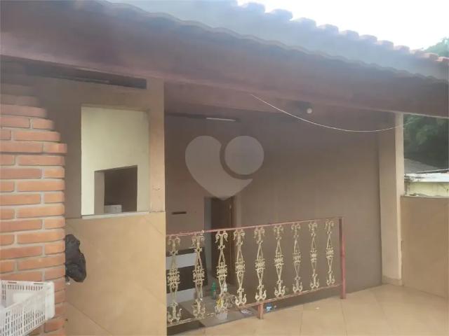 Casa / Sobrado para Venda em São Paulo/SP Tremembé 4 Quartos