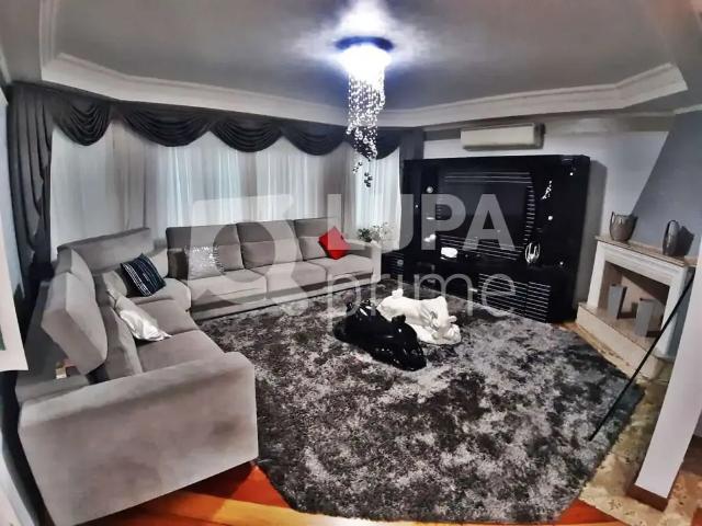 Casa / Sobrado para Venda em São Paulo/SP Tremembé 4 Quartos
