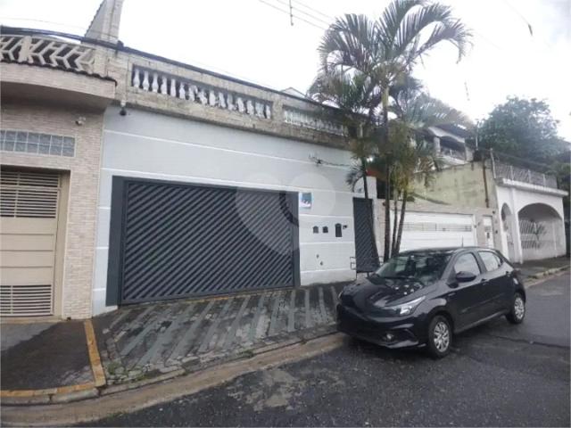 Casa / Sobrado para Venda em São Paulo/SP Tremembé 4 Quartos