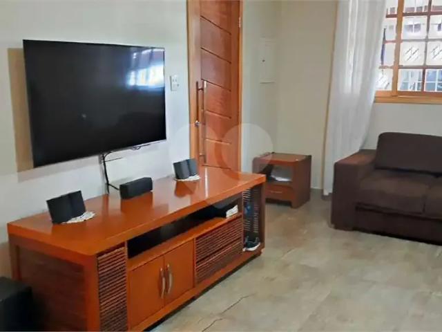 Casa / Sobrado para Venda em São Paulo/SP Tremembé 4 Quartos