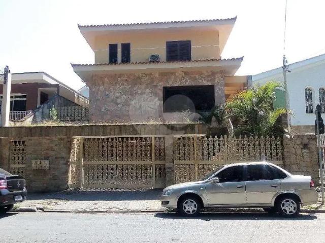 Casa / Sobrado para Venda em São Paulo/SP Tremembé 4 Quartos
