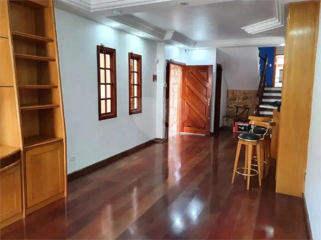 Casa / Sobrado para Venda em São Paulo/SP Tremembé 4 Quartos