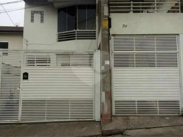 Casa / Sobrado para Venda em São Paulo/SP Tremembé 4 Quartos
