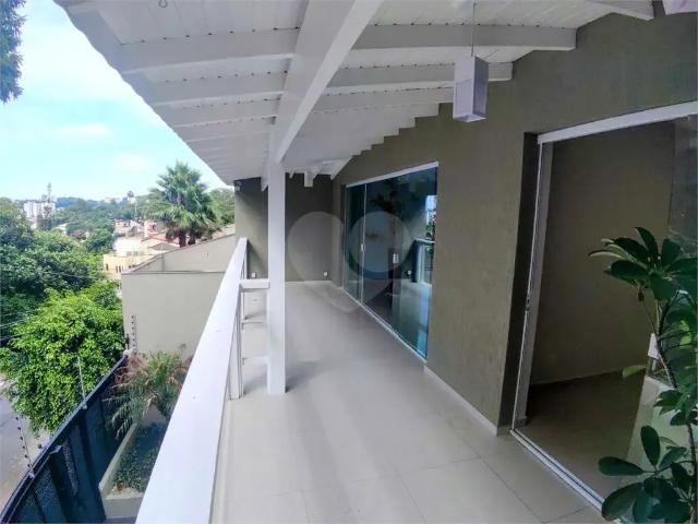 Casa / Sobrado para Venda em São Paulo/SP Tremembé 4 Quartos