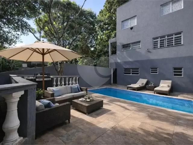 Casa / Sobrado para Venda em São Paulo/SP Tremembé 4 Quartos
