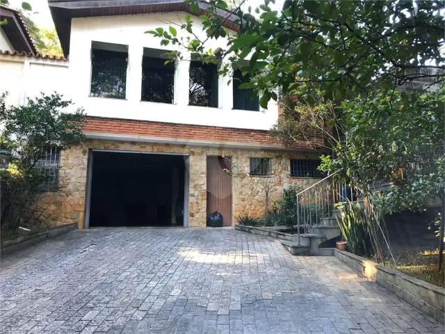 Casa / Sobrado para Venda em São Paulo/SP Tremembé 4 Quartos