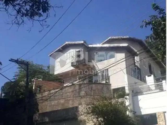 Casa / Sobrado para Venda em São Paulo/SP Tremembé 4 Quartos