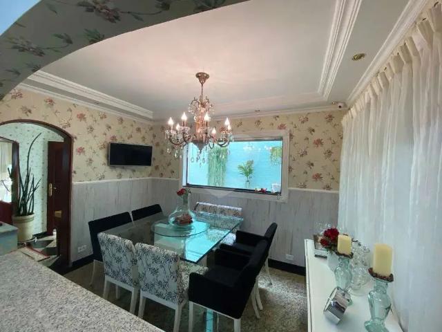 Casa / Sobrado para Venda em São Paulo/SP Tremembé 4 Quartos