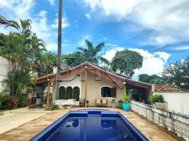Casa / Sobrado para Venda em São Paulo/SP Tremembé 4 Quartos