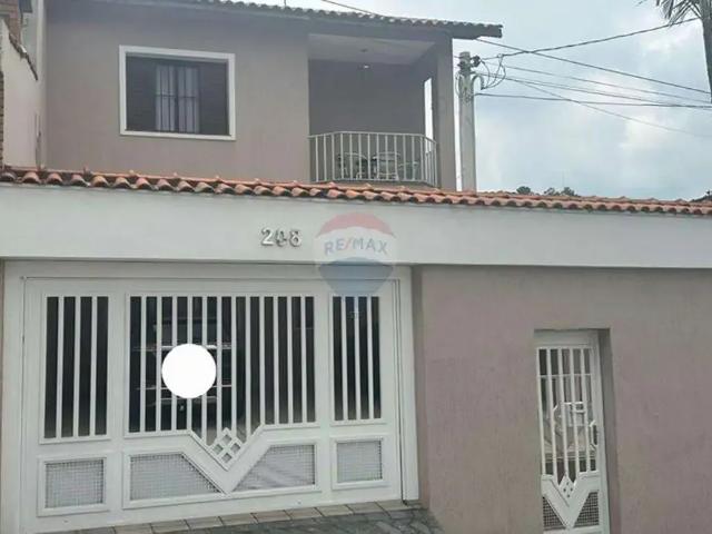 Casa / Sobrado para Venda em São Paulo/SP Tremembé 4 Quartos