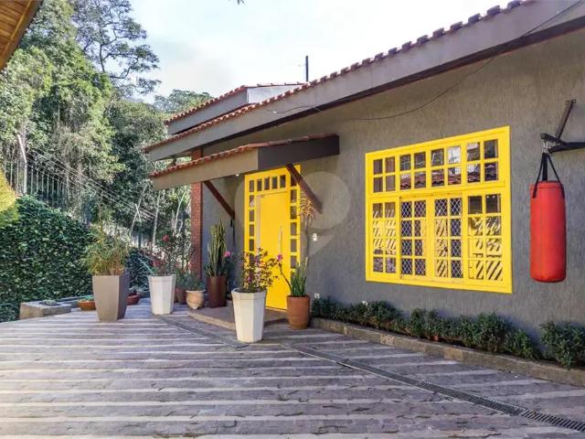 Casa / Sobrado para Venda em São Paulo/SP Tremembé 4 Quartos