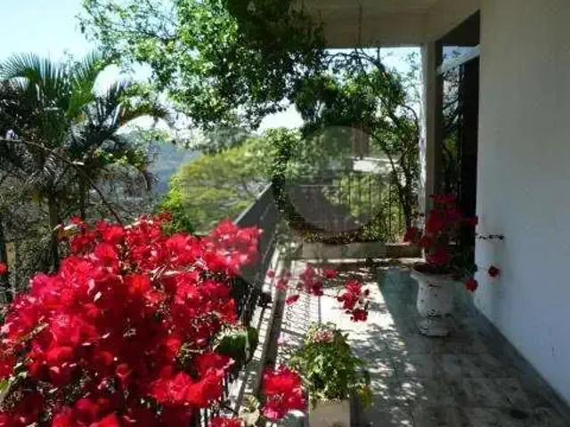 Casa / Sobrado para Venda em São Paulo/SP Tremembé 4 Quartos