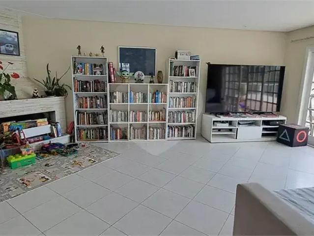 Casa / Sobrado para Venda em São Paulo/SP Tremembé 4 Quartos