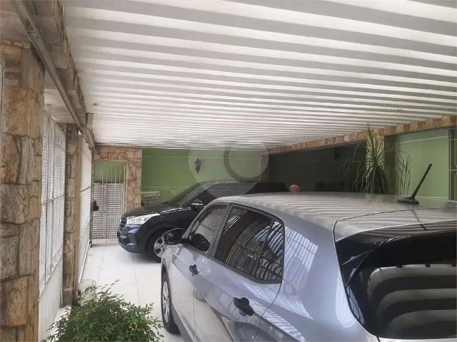 Casa / Sobrado para Venda em São Paulo/SP Tremembé 4 Quartos