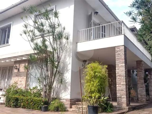 Casa / Sobrado para Venda em São Paulo/SP Tremembé 4 Quartos